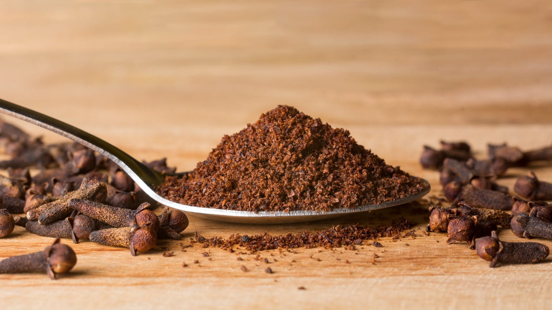 Clove Powder Benefits: Unlocking Natural Health Secrets | The Seasoning ...
