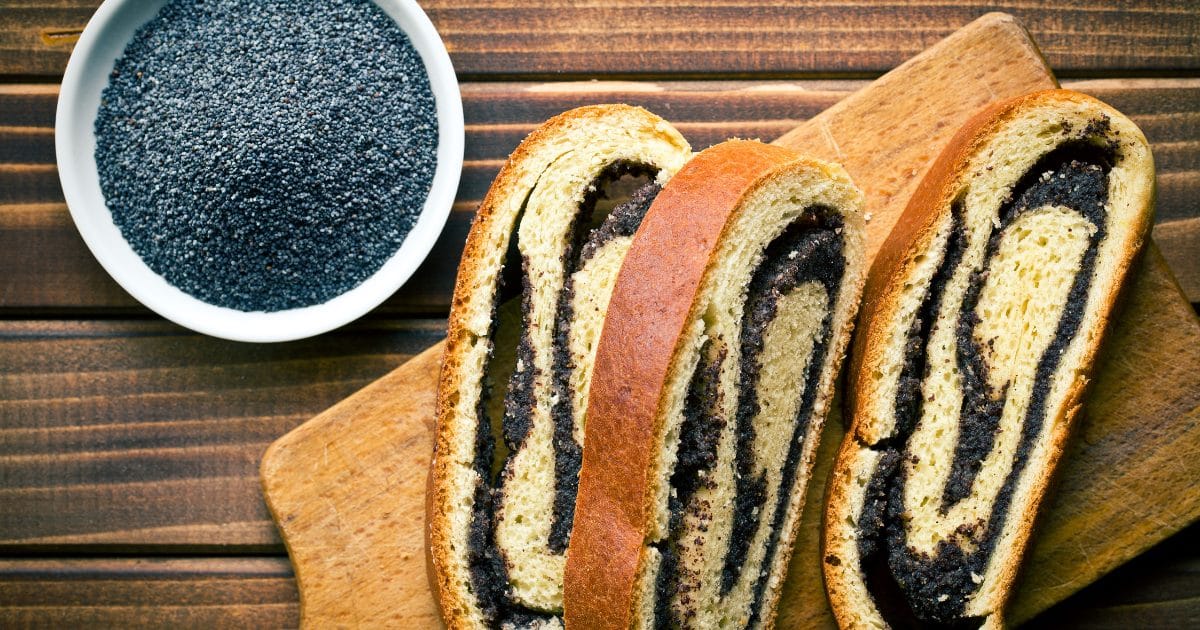 Why Poppy Seeds are a Must-Try in Your Cooking Adventures | The ...
